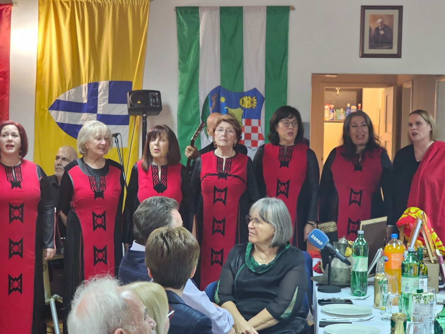 “Makedonska večer u Šibicama: Glazba, tradicija i 30 godina ‘Ezerki’ u ...